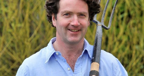 Hire Diarmuid Gavin - Gardening Expert - Arena Entertainment