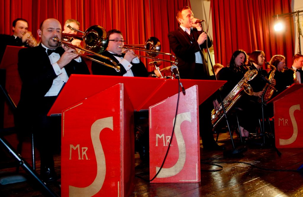 Book Mr Swing for sounds of Swing & Big Band - Arena Entertainment