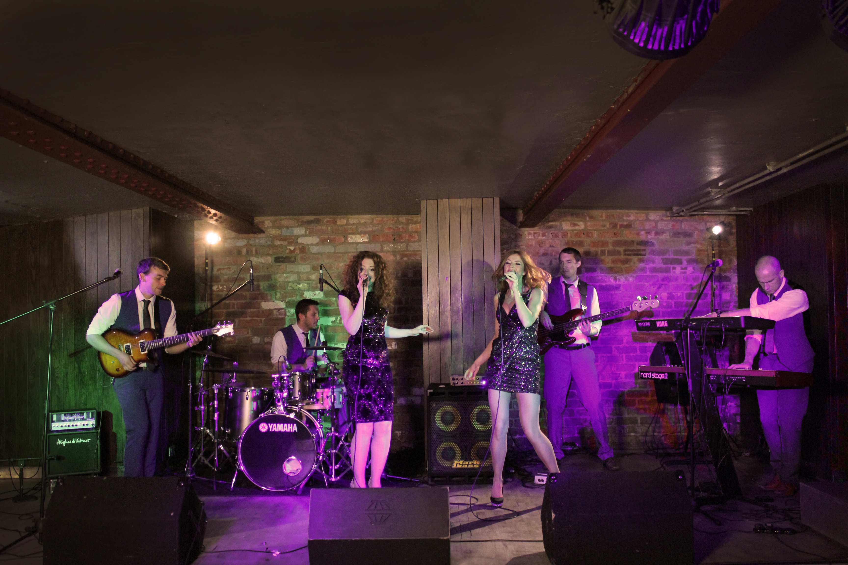 Func on the Rocks - Amazing Party Band - Book from Arena Entertainment