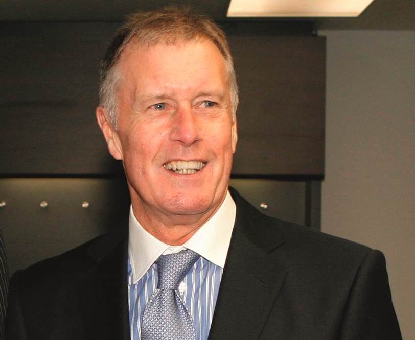Book Sir Geoff Hurst - Sporting Speaker - Arena Entertainment